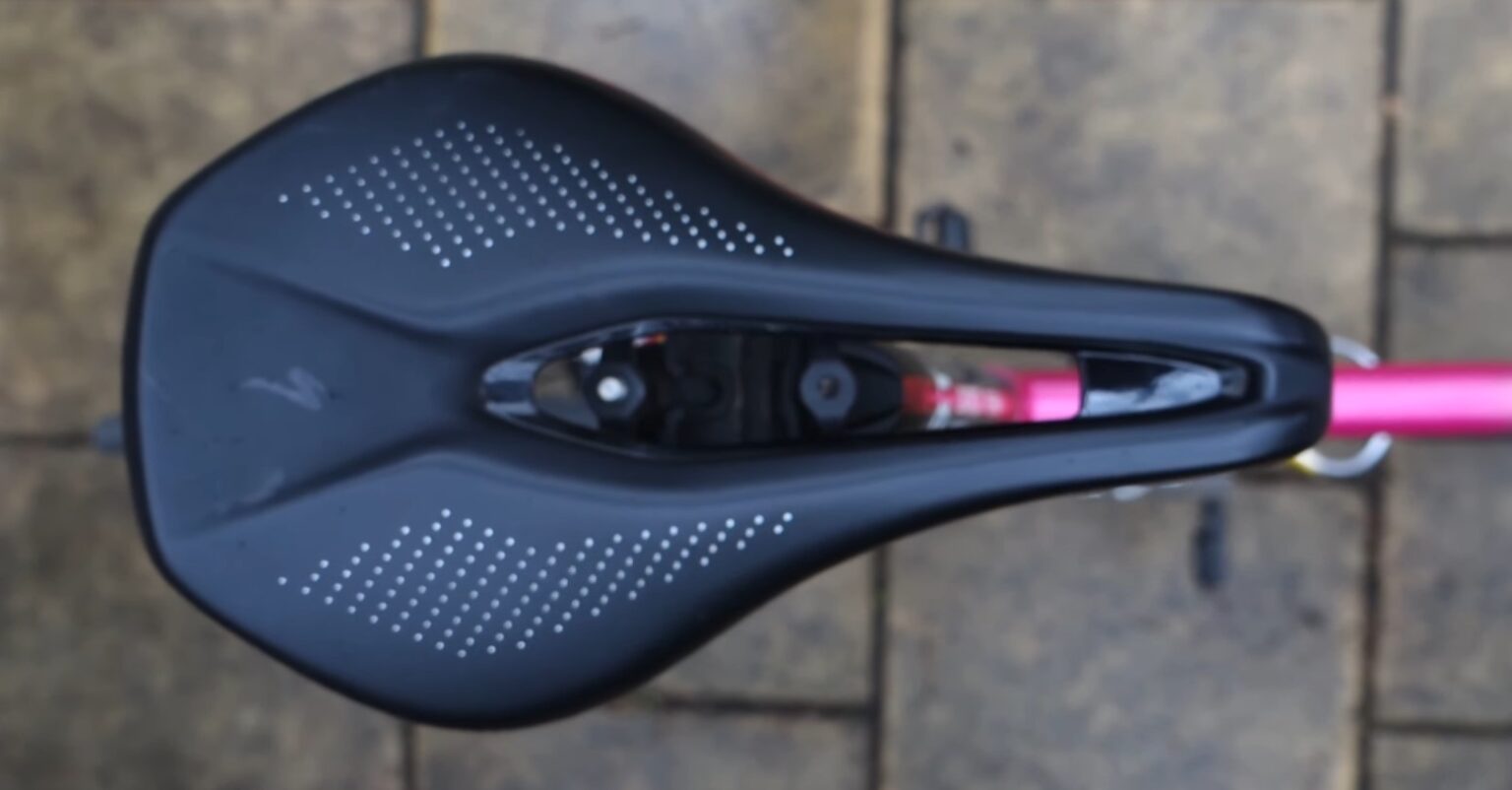 Bike Saddle For Touring (3 Things to Consider) - String Bike