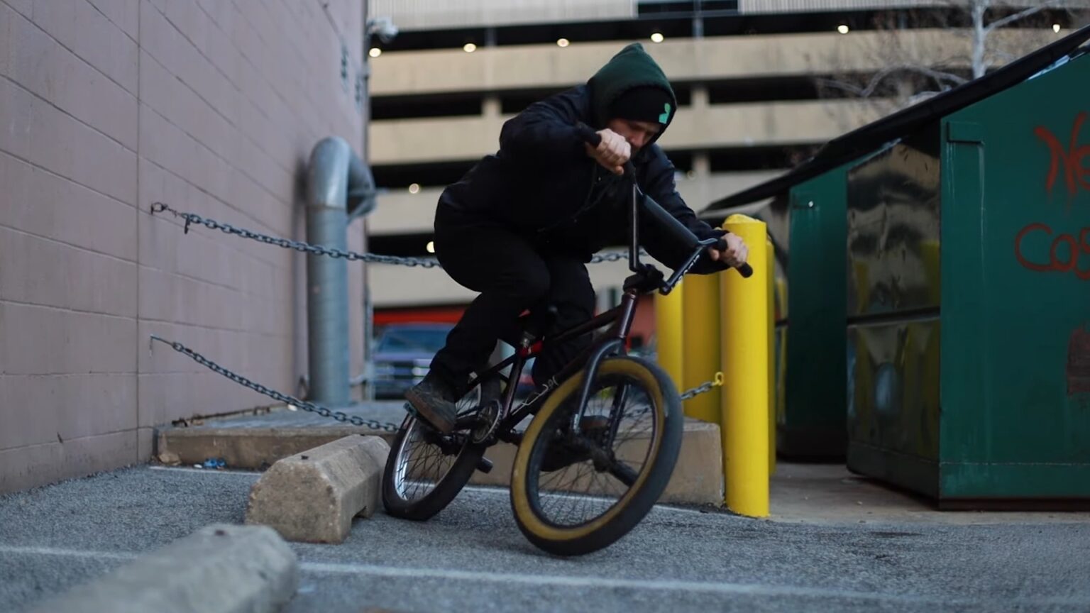 Are BMX Bikes Hard To Ride (Explained) - String Bike