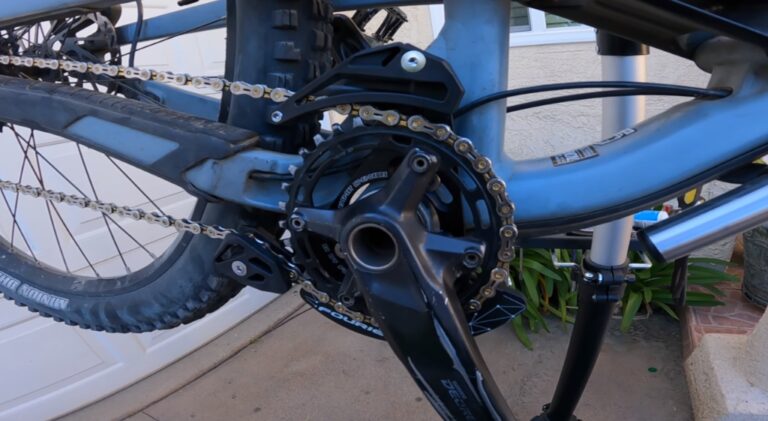 Chain Guard For Bicycle (5 Best Chain Guard Explained) - String Bike