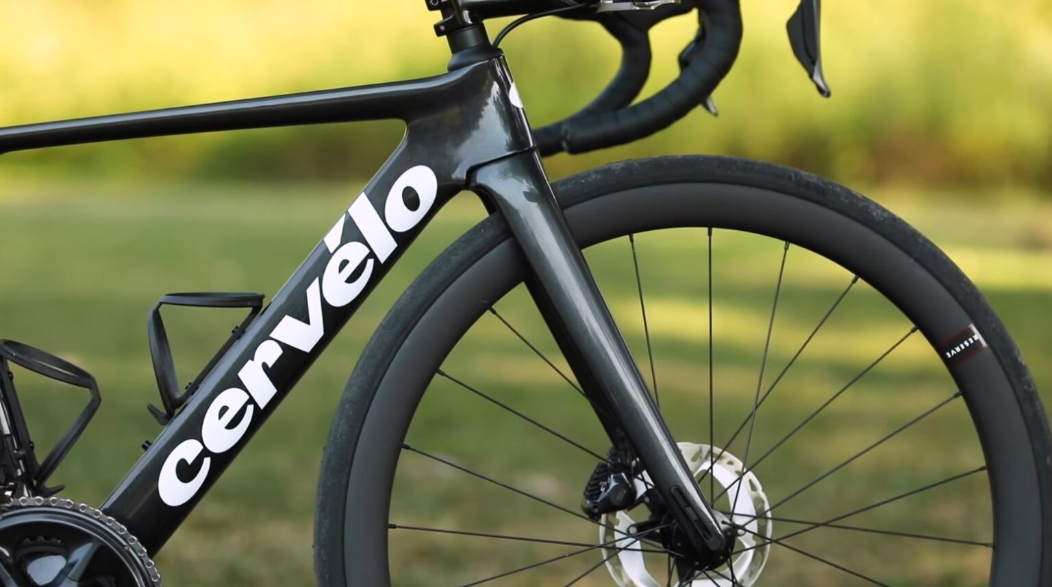 Cervelo Vs Pinarello - String Bike