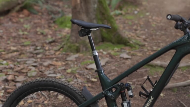 Trek Slash vs Giant Reign (7 Key Differences Explained) - String Bike