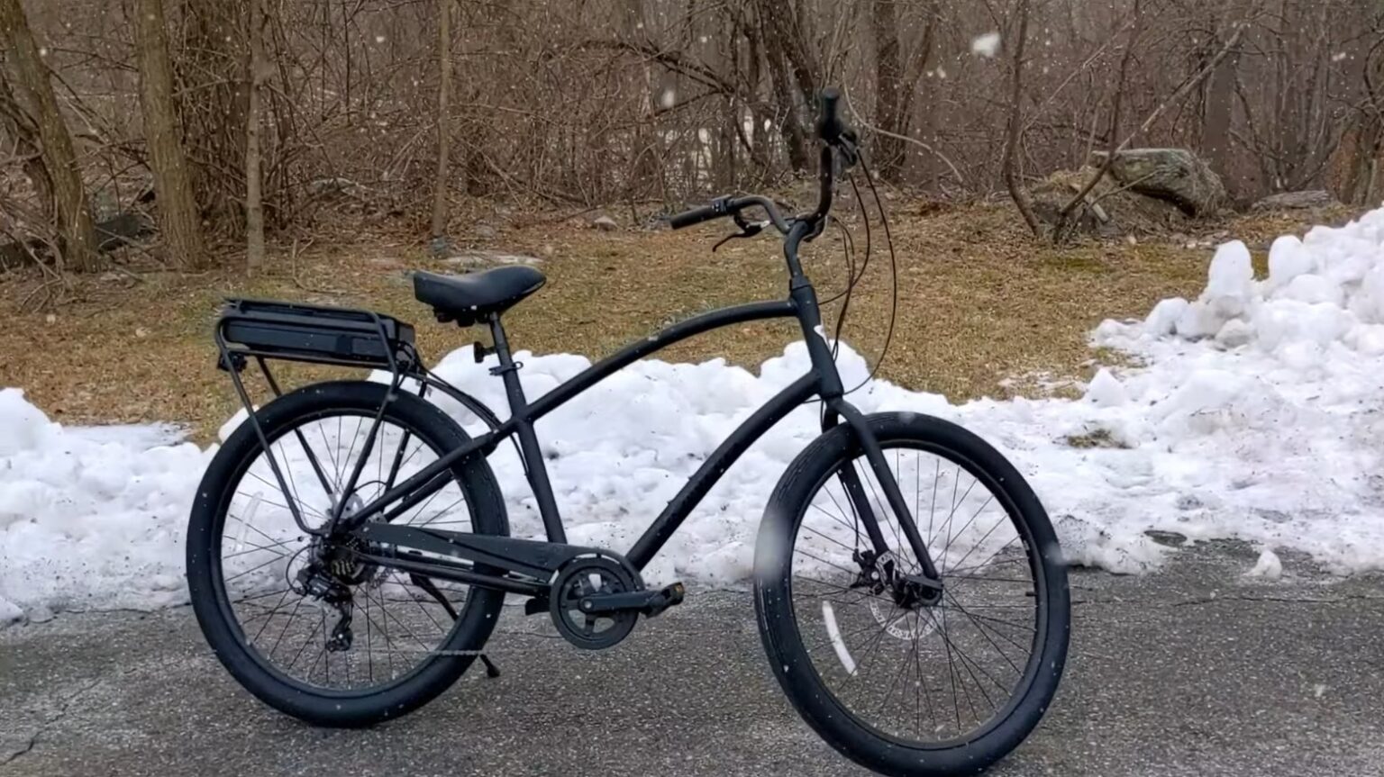 Electra Townie GO Ebike (Helpful Features) - String Bike