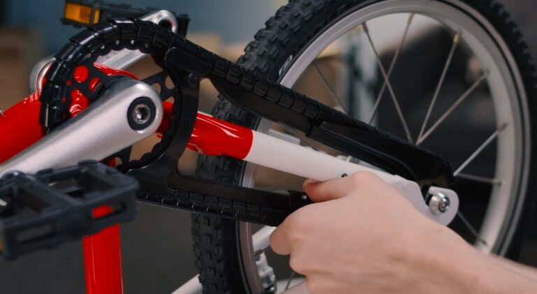 Chain Guard For Bicycle (5 Best Chain Guard Explained) - String Bike