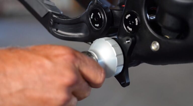 Chain Guard For Bicycle (5 Best Chain Guard Explained) - String Bike